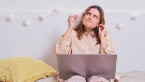 8 Best Ways To Deal With Upstairs Neighbors Stomping (2026)